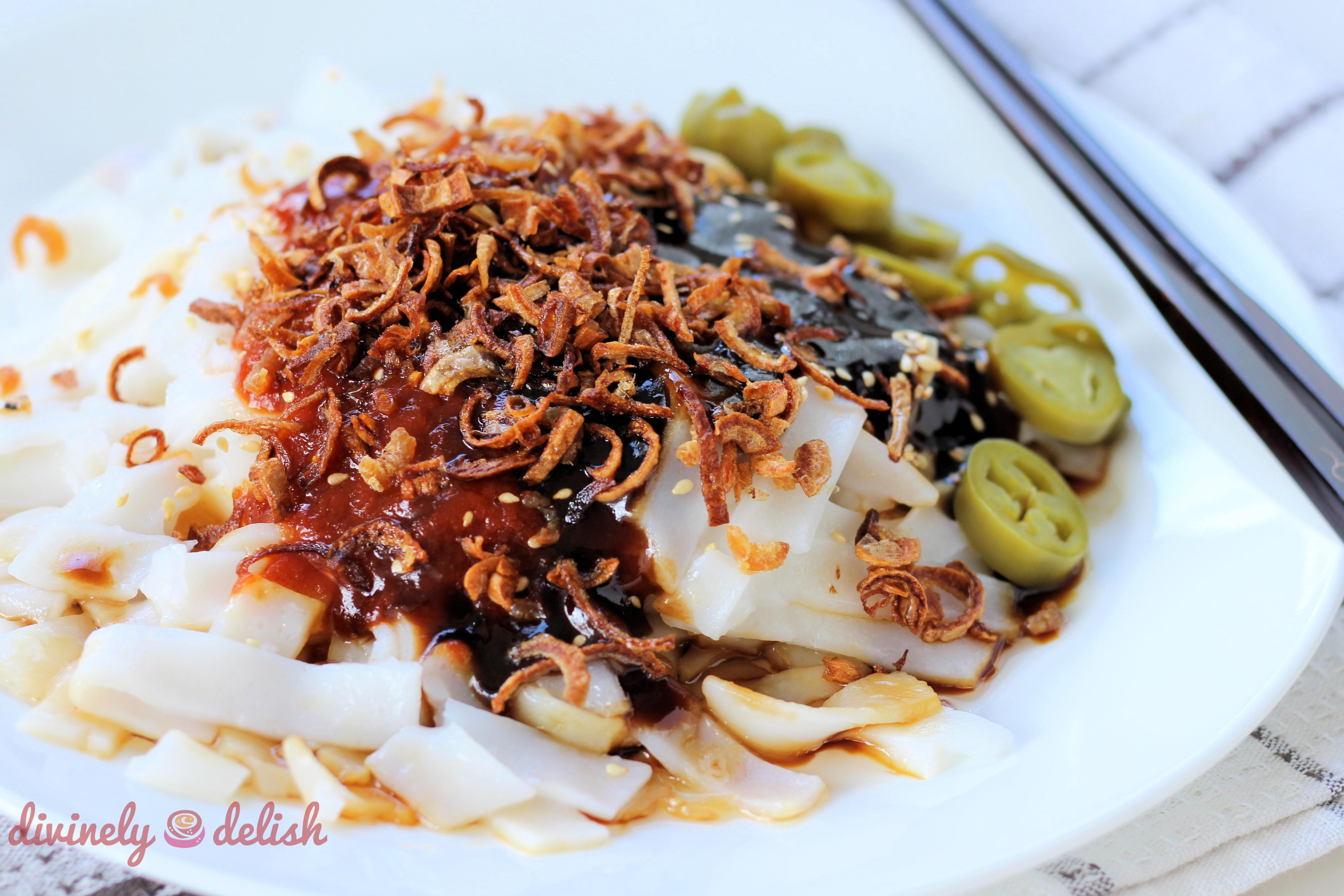 Rice Noodles with Sweet and Spicy Sauce (Chee Cheong Fun) | Divinely Delish
